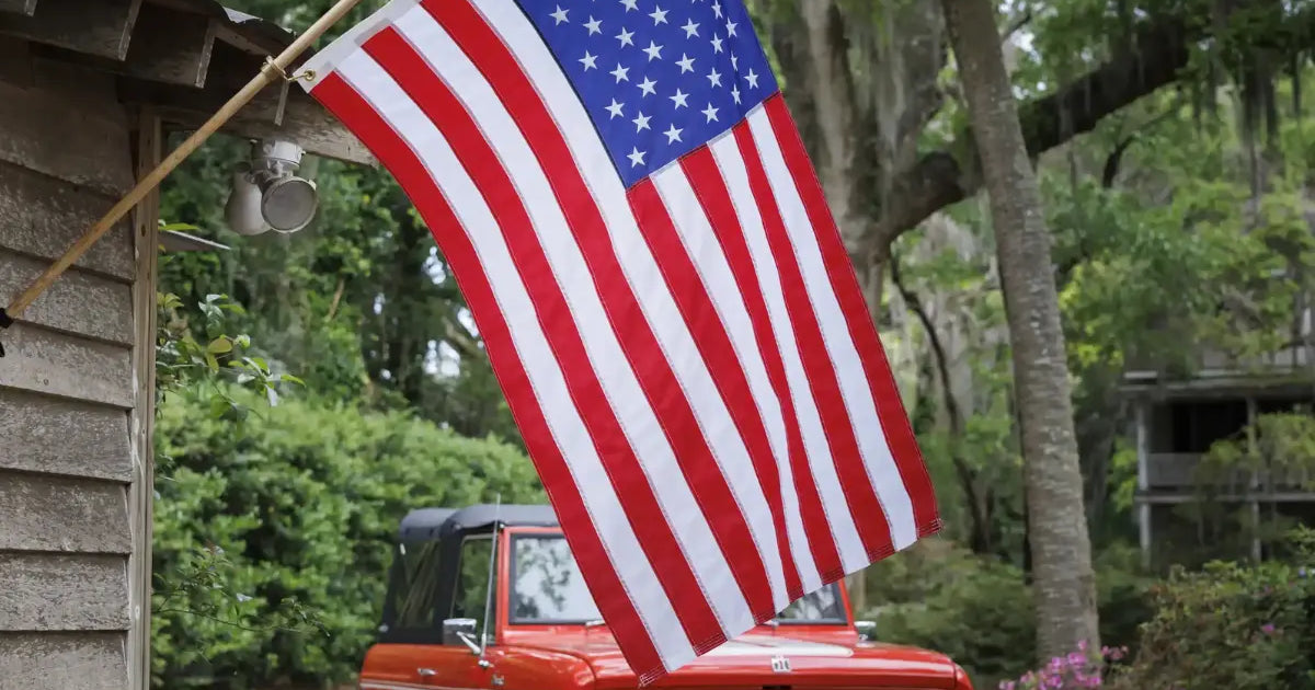 How to Display the American Flag for Holidays | Allegiance